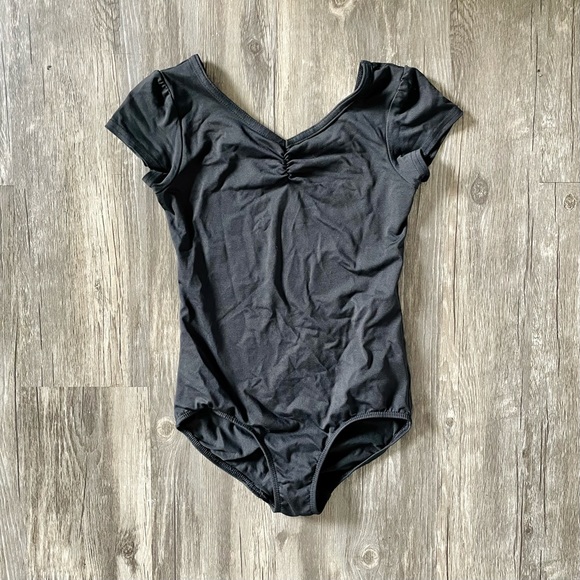 Danskin Now | Costumes | Child Ballet Leotard Black Cap Sleeve 78 ...